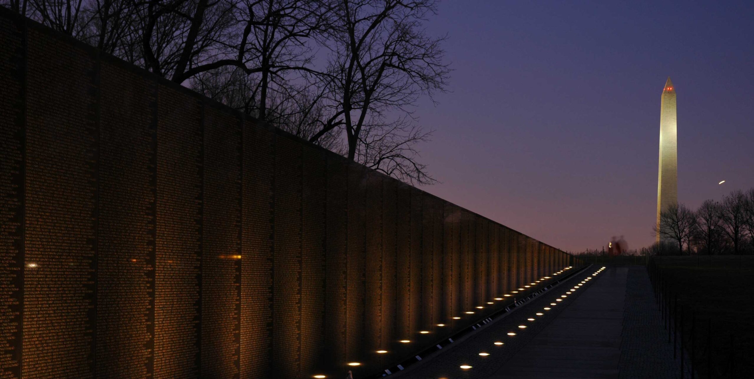 Memorials by Moonlight | Best D.C. Night Tours - Washington Walks
